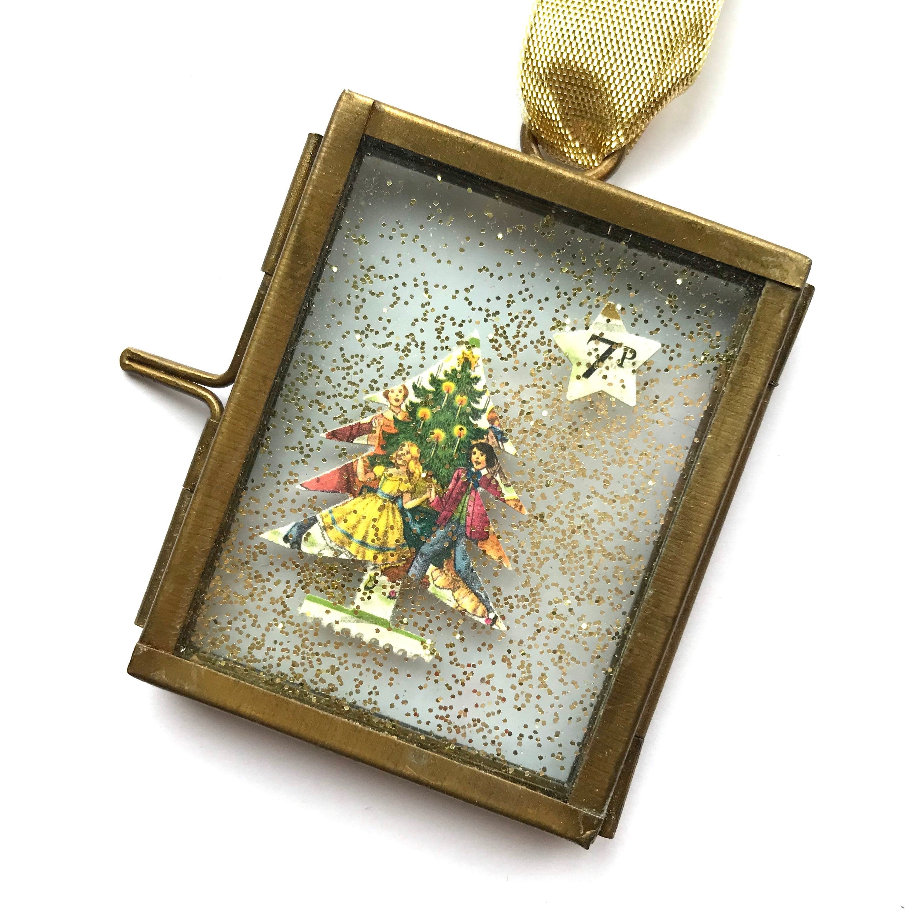 Christmas Tree Postage Stamp Decoration (1978) – Signature Stamps
